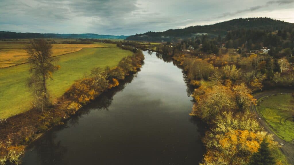 The Oregon Lakes and Rivers Map: Aquatic Adventures