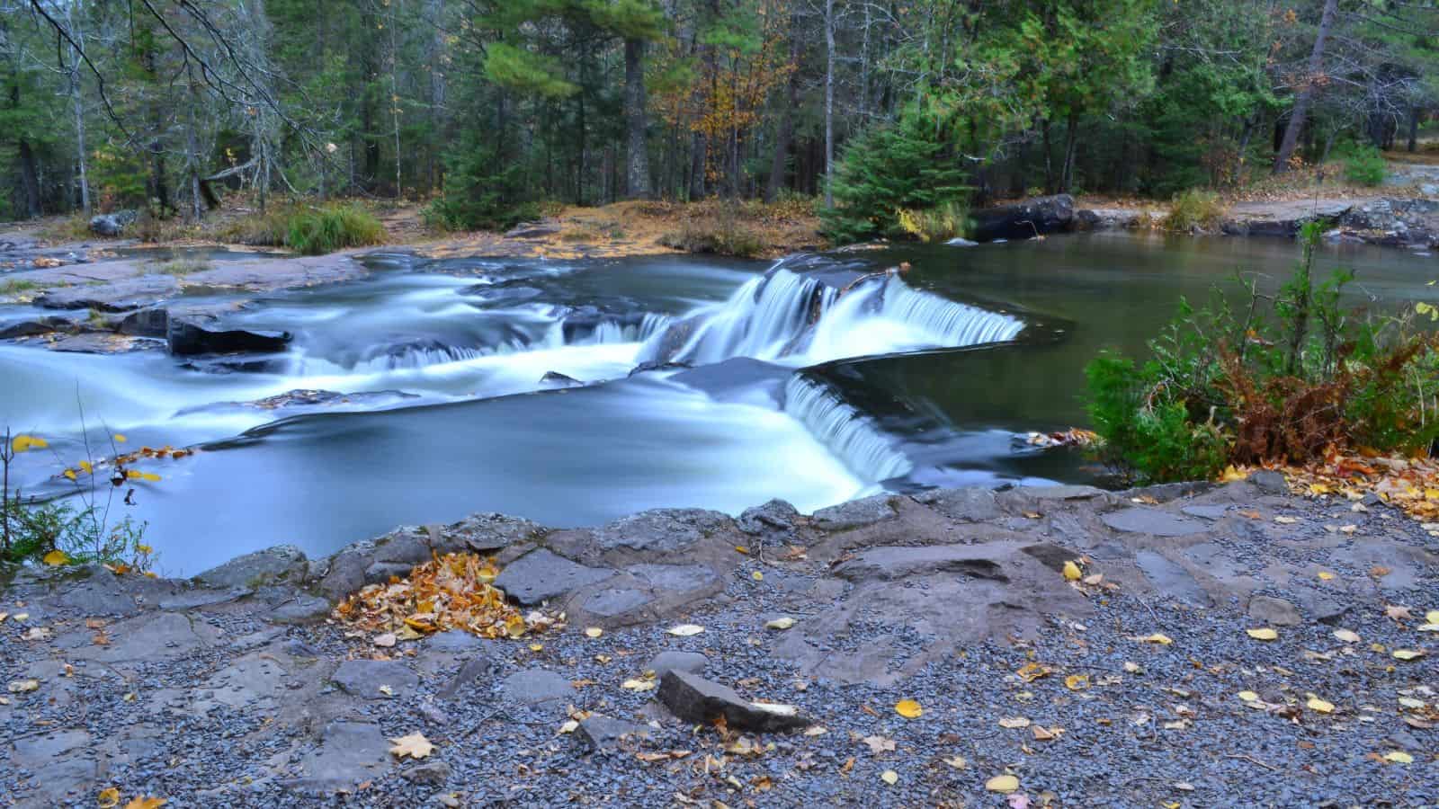 Michigan Lakes and Rivers Map: Navigating the Waterways