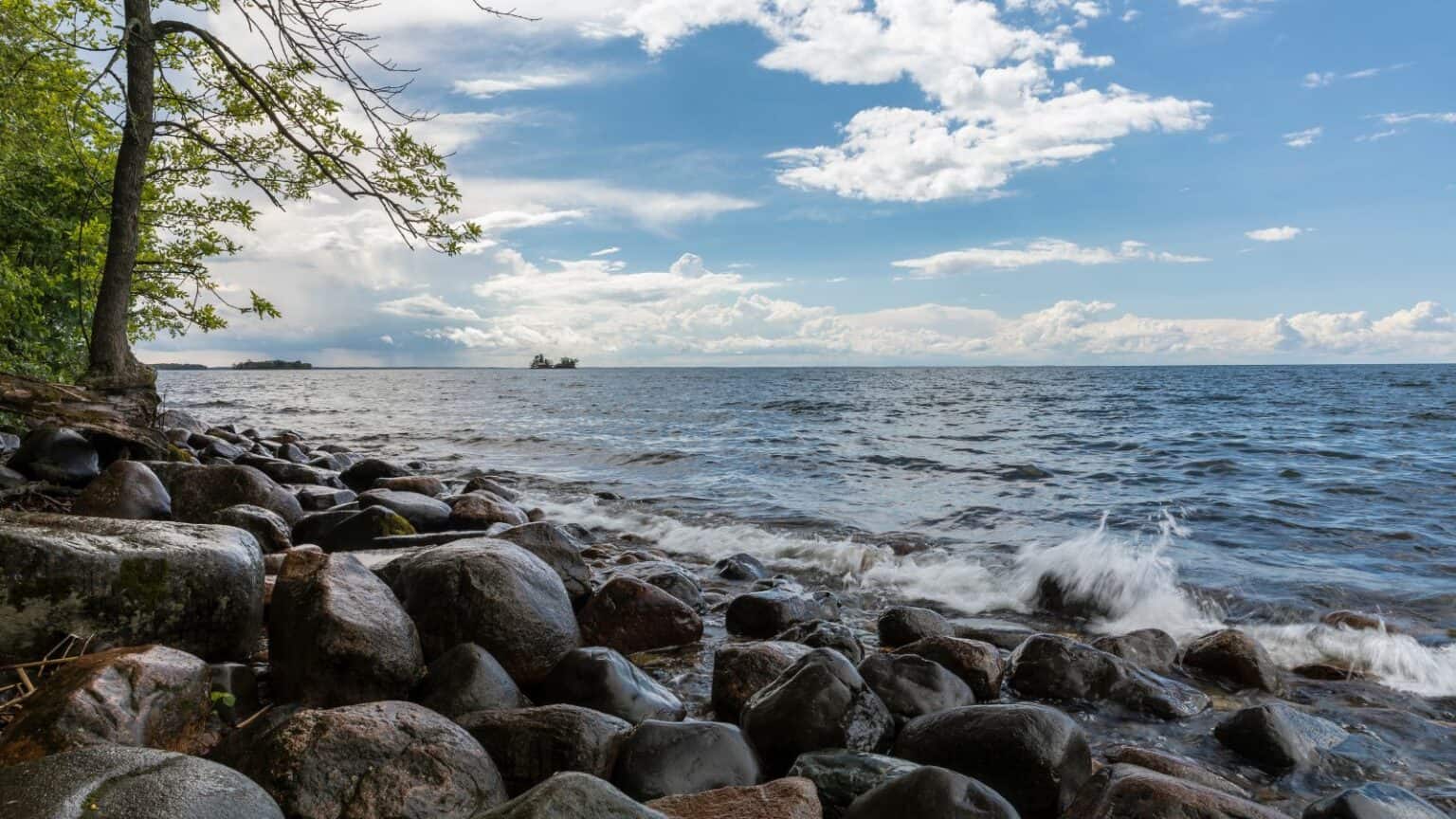 Minnesota Lakes and Rivers Map: A Paradise of Waterways