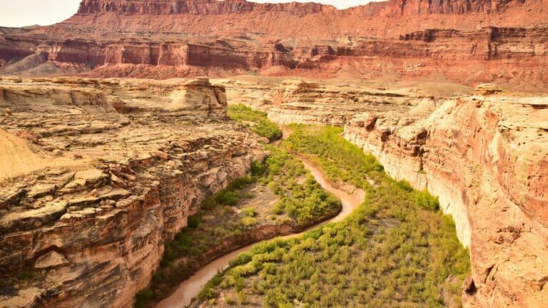 Utah Lakes and Rivers Map: Amazing Aquatic Adventures