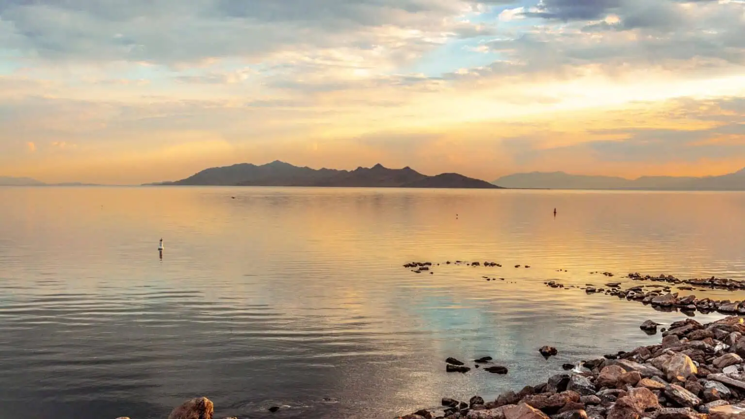 Utah Lakes and Rivers Map: Amazing Aquatic Adventures